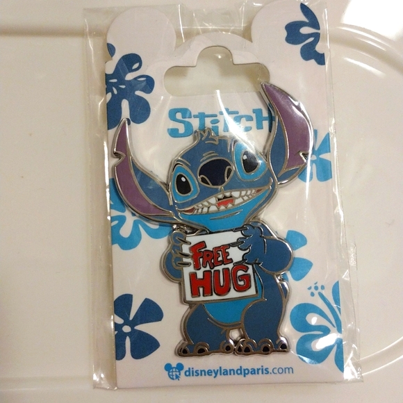 Disney | Jewelry | Disney Stitch Free Hugs Pin | Poshmark
